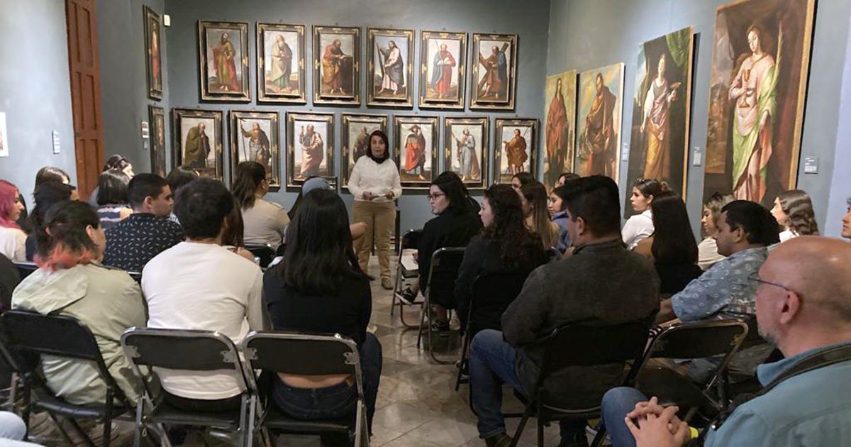 Estudiantes del ITESO de Guadalajara visitan la BUAP