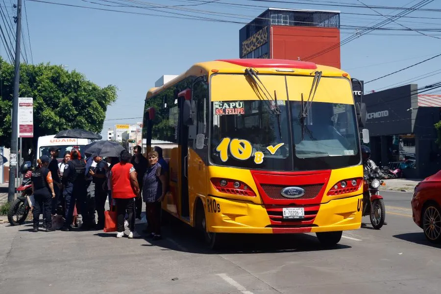Piden estudio hombre-camión para definir aumento al transporte público ...