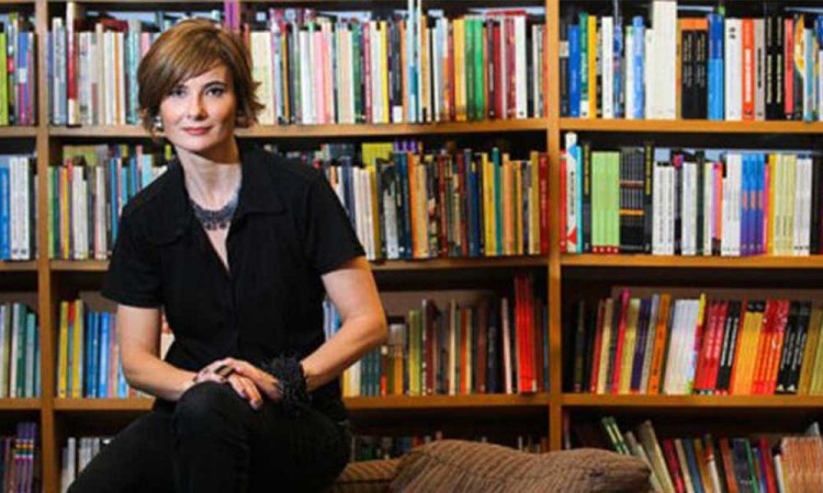 Dos escritoras van por el Premio de Literatura en Estados Unidos