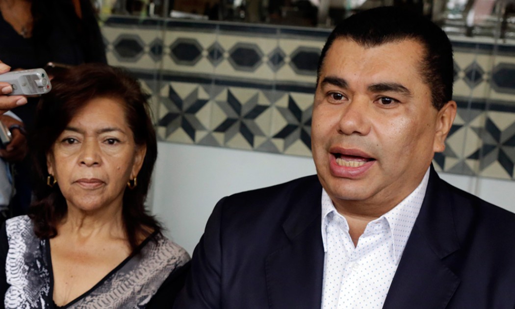 Afirma Javier López Zavala que se queda en el PRI